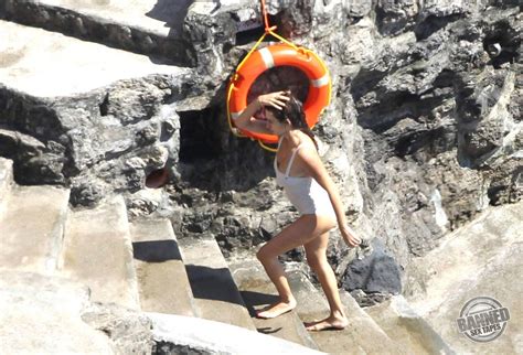Largest Nude Celebrities Archive Penelope Cruz Fully Naked