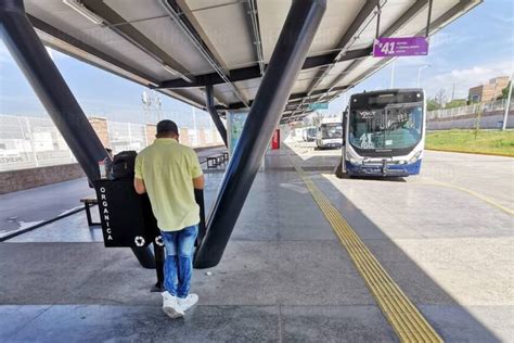 Y Los Pasajeros El Heraldo De Aguascalientes