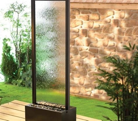 Une fontaine de jardin design quelques idées en photos fascinantes