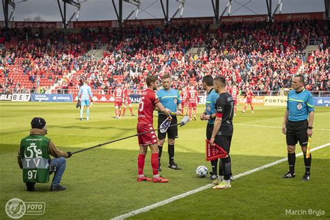 Składy na mecz Widzew Łódź Puszcza Niepołomice