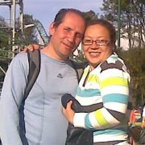 Stream Carlos Eduardo Castañeda music Listen to songs albums