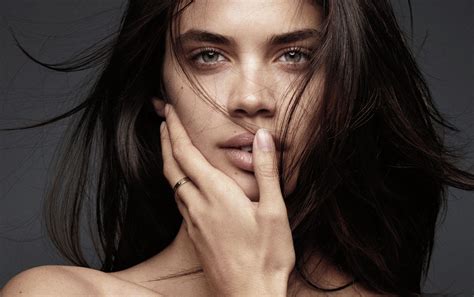 Sara Sampaio Topless Photos Thefappening