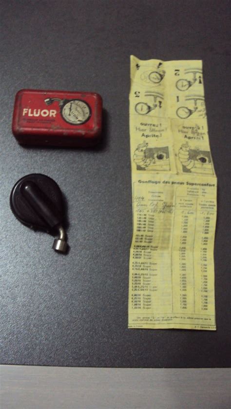 Accessory Michelin Ancien Testeur De Pression De Pneus Catawiki
