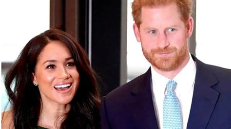 Meghan Markle Posa Seus Beb S E Revela Como Eles Est O