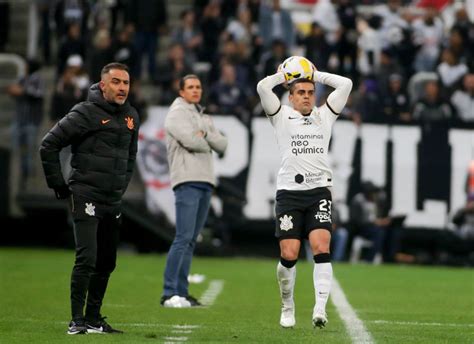Confira N Meros De R Ger Guedes Desde Que Assumiu A Camisa Do