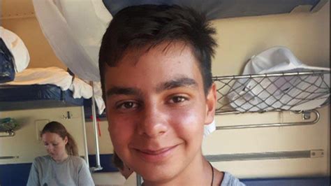 Ragazzino Di 15 Anni Ha Distribuito Volantini Contro Putin Condannato