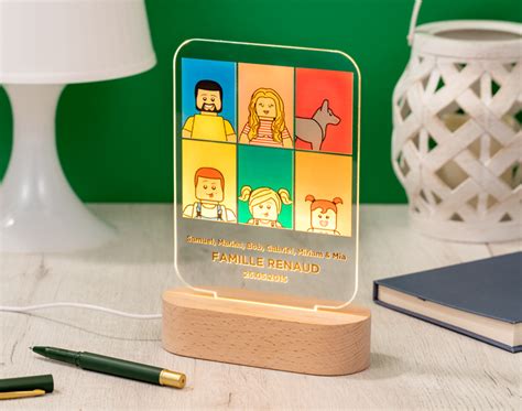 Lampe en méthacrylate personnalisé Lego Pop MadeinGift