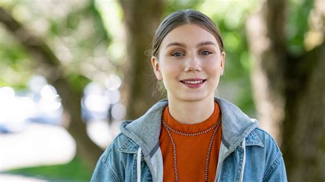 Artist Ella Marie H Tta Isaksen Sommer I P Nrk Radio