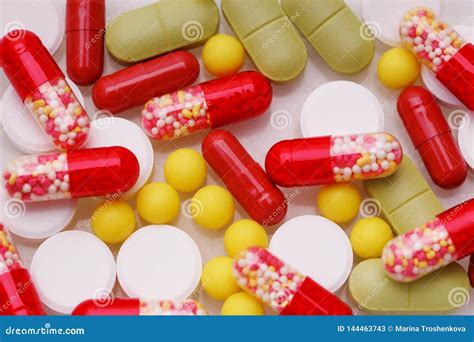Píldoras Tabletas Y Cápsulas Farmacéuticas Clasificadas De La Medicina