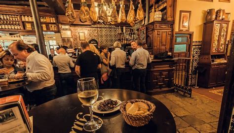 Top 7 Bares de Sevilla los clásicos de la ciudad Visitar Sevilla