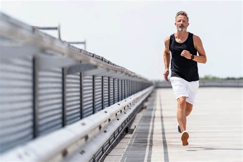 6 Incredible Benefits Of Jogging In The Morning And Tips To Get Started