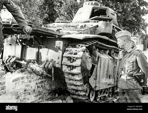 Seconde Guerre Mondiale FRANCE Chars D2 D2 2085 350 CACC Juin 1940