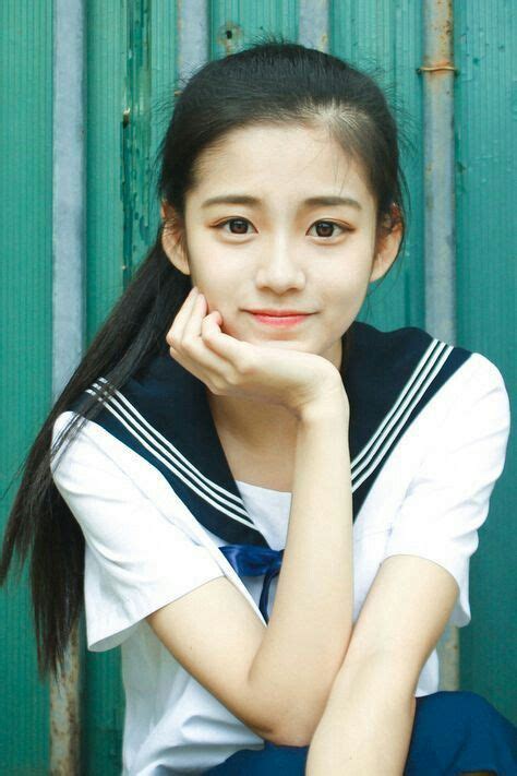 아름다운 동양의 미소녀들 미용 제품 예쁜 여자 얼굴 여성 얼굴