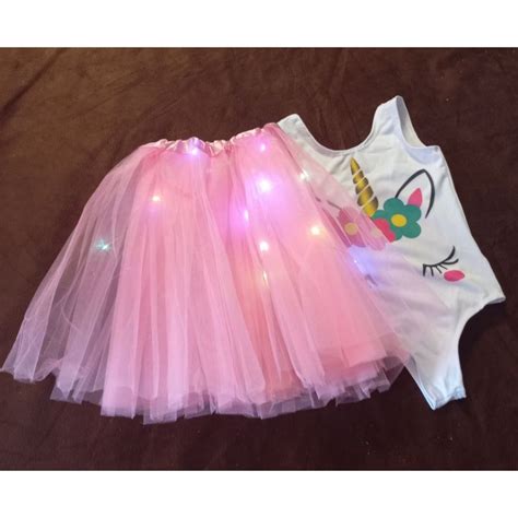 kit festa fantasia unicórnio infantil 2pç 1 saia tule led luz 1