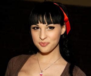 Bailey Jay Biography Birthday Awards Facts About Bailey Jay