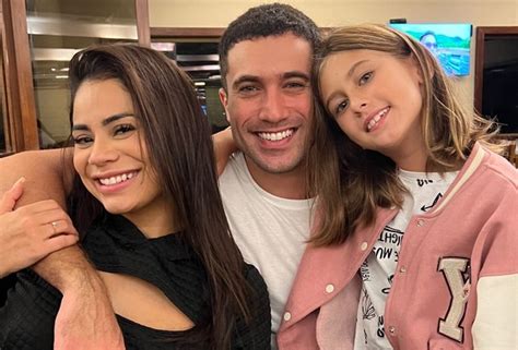 Lexa está grávida conheça Ricardo Vianna noivo da cantora e pai do bebê