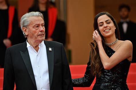 Affaire Alain Delon Il n est pas un légume Anouchka Delon revient