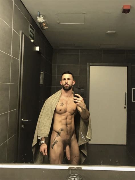 Aingeru OF Onlyfans Aka Sunny Colucci