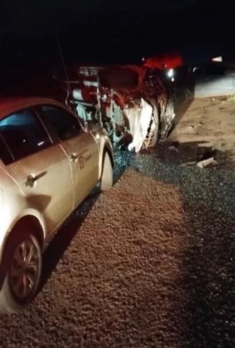 Zé Neto sofre acidente de trânsito veja como ficou o carro dele