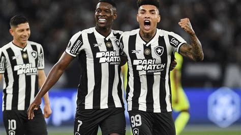 Botafogo x Corinthians Onde assistir e prováveis escalações Placar