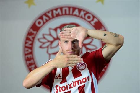 El Ex Del Zaragoza Pep Biel Debuta En Olympiacos Con Gol Y Asistencia