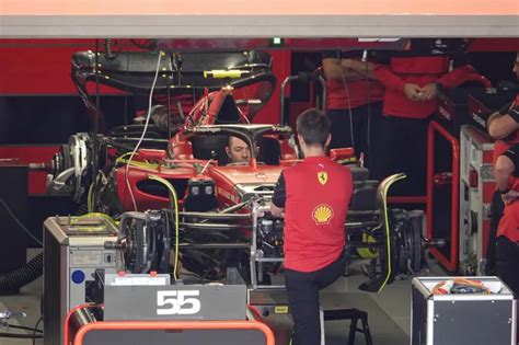 F1 Gp Giappone 2022 Ferrari Vs Red Bull Anteriore F1 75 Vs