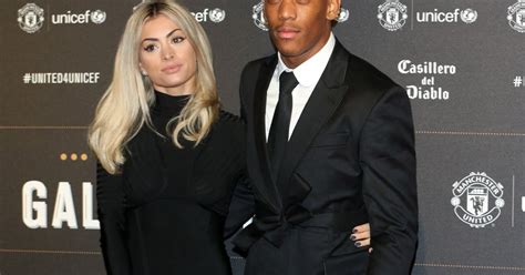 Anthony Martial et sa compagne Mélanie Da Cruz lors du dîner de gala