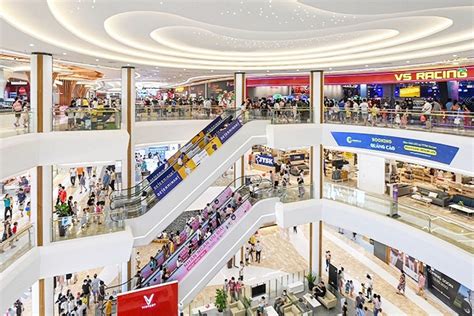 Bất động sản trung tâm thương mại khởi sắc