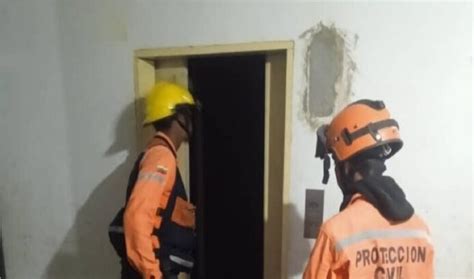 Trágico Muere una niña tras caer del piso 12 de un edificio