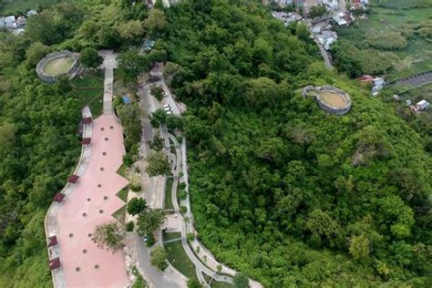Wisata Sejarah Benteng Otanaha Di Gorontalo