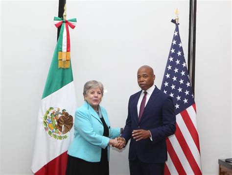 La canciller Alicia Bárcena recibió al alcalde de NUEVA YORK Eric