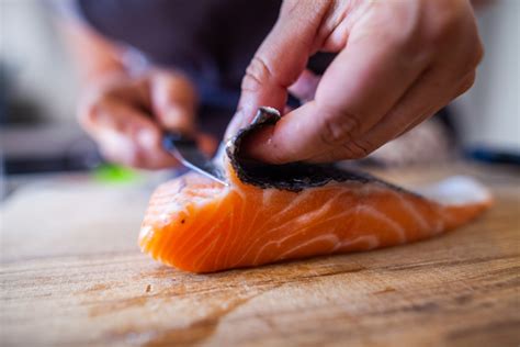 Cómo sacar el olor a pescado ver trucos Cleanipedia