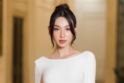 Hoa H U Th Y Ti N L N U L N Ti Ng Tin N Li N Quan Ng D Y Mua B N
