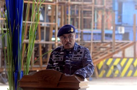 TNI AL Bangun Dua Kapal Tunda Buatan Dalam Negeri Teritorial