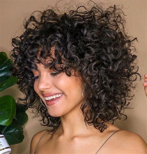 Tagli Capelli Ricci 2023 Colore Frangia E Lunghezza