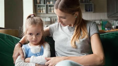 Nadmierna potliwość u dzieci Przyczyny i leczenie Poradnik Gemini