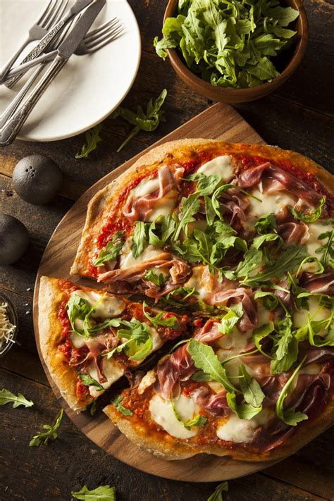 Pizza Z Szynk Parme Sk I Rukol Cookmagazine