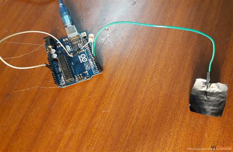 基于arduino电容式感应库的触摸控制灯 arduino触摸传感器控制灯带 沈世安的博客 csdn博客
