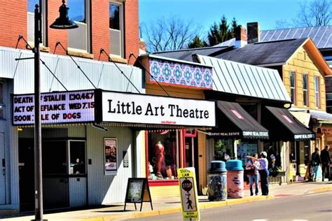 20 Small Towns In Ohio You Must Visit Yellow Springs Yellow Springs