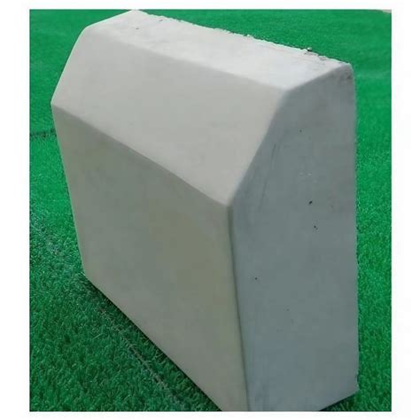 Outdoor Grey Concrete Kerb Stone For Landscaping At Rs 150 Piece In