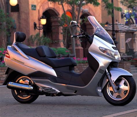 Suzuki Suzuki Burgman 250 Moto ZombDrive