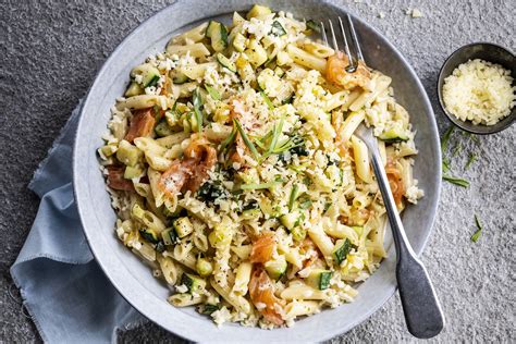 Pasta Carbonara Met Gerookte Zalm Recepten 15gram