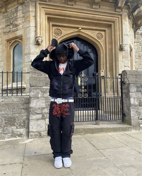 Cyber Y2K Outfit Men Dress To Impress With Futuristic Style
