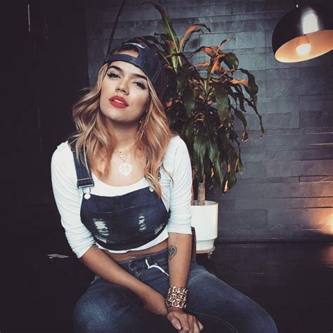 Emisoras Unidas Karol G Sorprende Con Baile Sensual En Redes Sociales