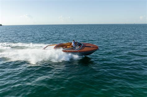 2020 Riva Aquariva Super Cruiser For Sale YachtWorld