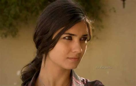 Pin By Memona Tahir On Asi Beautiful Women Beautiful Celebrities