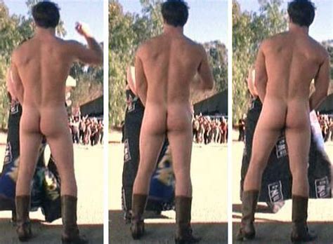 Scott Caan Nude Surfing
