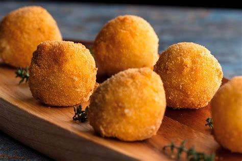 Croquetas Caseras De Jam N Iberico Un Mar De Arroces