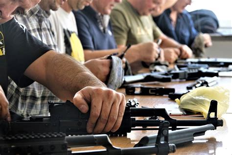 Przygotowanie do egzaminów na dopuszczenie do pracy z bronią PASSA