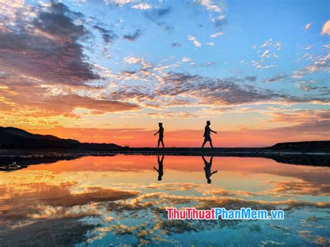Captivating Dawn Quotes Best Statuses And Sayings About Sunrise